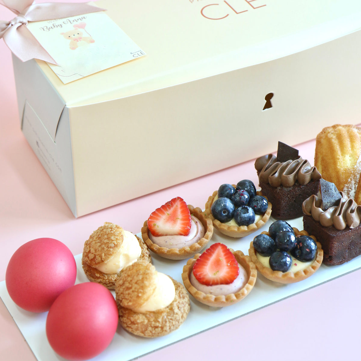 Royal Baby Full Moon Gift Box – Pâtisserie CLÉ